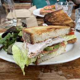 ODDFELLOWS CAFE & BAR - Updated January 2026 - 1892 Photos & 1650 ...