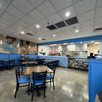 GUSTO PIZZERIA - Updated July 2024 - 32 Photos & 19 Reviews - 2205 Oak ...