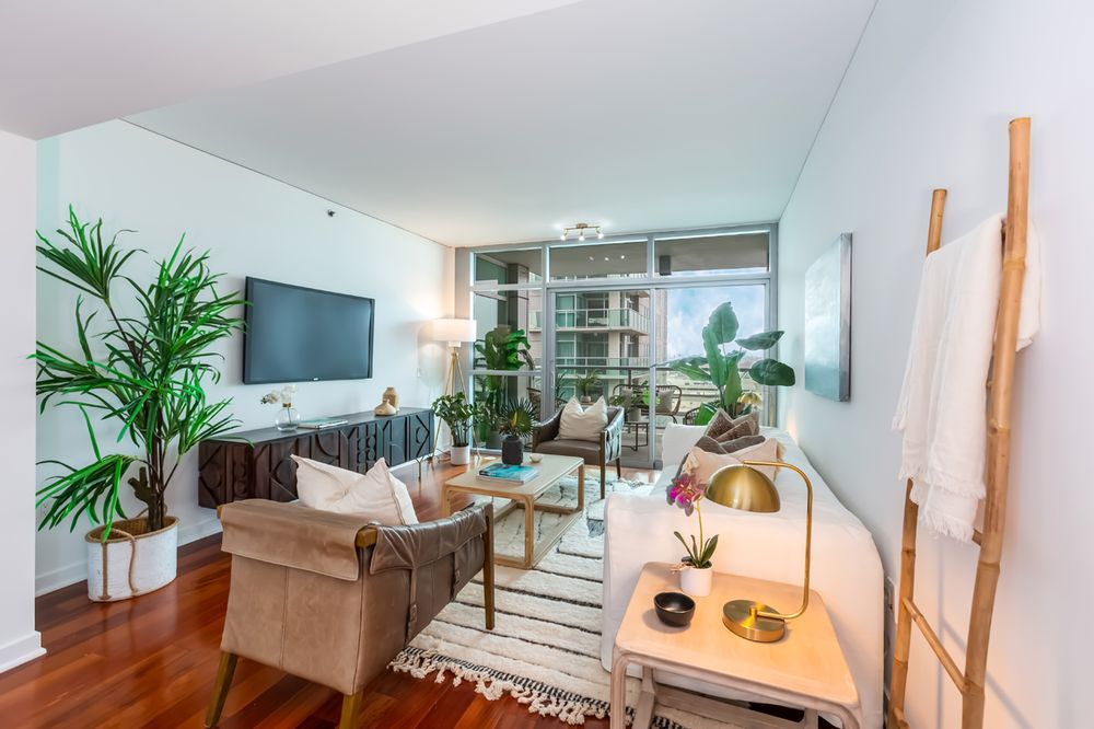 LAURA BUFFONE | JEFFREY FRITZ - COMPASS - Updated April 2025 - 111 ...