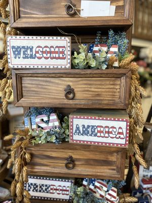 VINTAGE VIBE - Updated June 2026 - 78 Photos & 18 Reviews - 2850 N Main ...