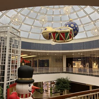 MERIDEN MALL - Updated December 2025 - 46 Photos & 36 Reviews - 470 ...
