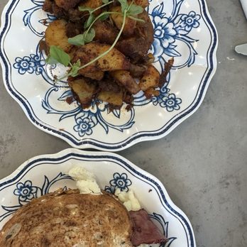 TAYLOR SAM’S - Updated June 2025 - 323 Photos & 148 Reviews - 312 3rd ...