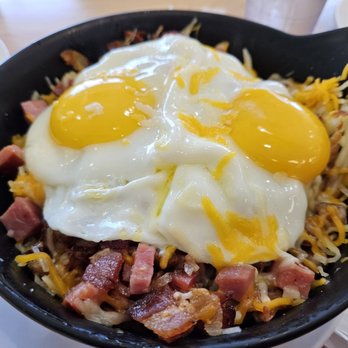 TRIPLE BERRY CAFE - Updated January 2025 - 51 Photos & 39 Reviews ...