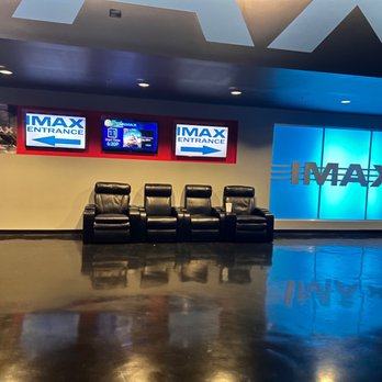 ROYAL CINEMAS - Updated December 2025 - 52 Photos & 72 Reviews - 5 ...