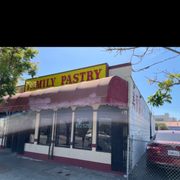 LONG’S FAMILY PASTRY - 795 Photos & 355 Reviews - 715 N Spring St, Los ...