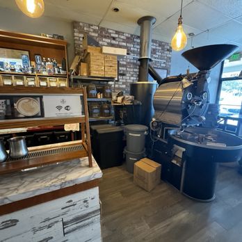 MOONBEAN’S COFFEE - Updated December 2024 - 533 Photos & 774 Reviews ...