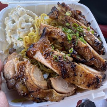 HAMADA GENERAL STORE - 940 Photos & 261 Reviews - 885 Queen St ...