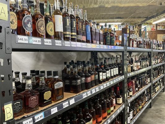 THE BOULEVARD LIQUOR STORE - Updated June 2026 - 29 Photos - 401 S ...