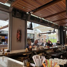 HULA’S MODERN TIKI - HIGH STREET - Updated October 2025 - 662 Photos ...