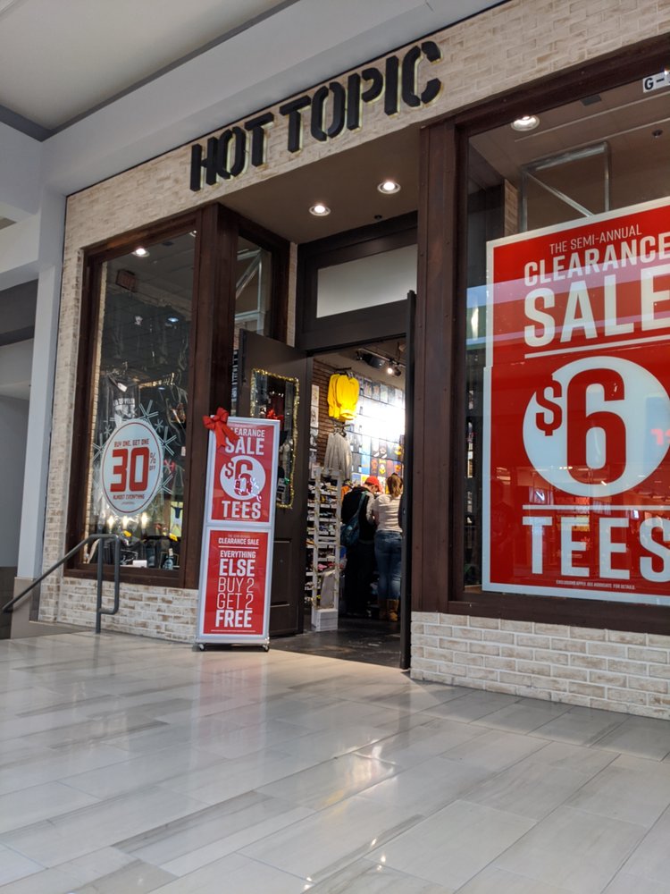 HOT TOPIC - 3 Tunnel Rd, Asheville, North Carolina - Women's Clothing ...