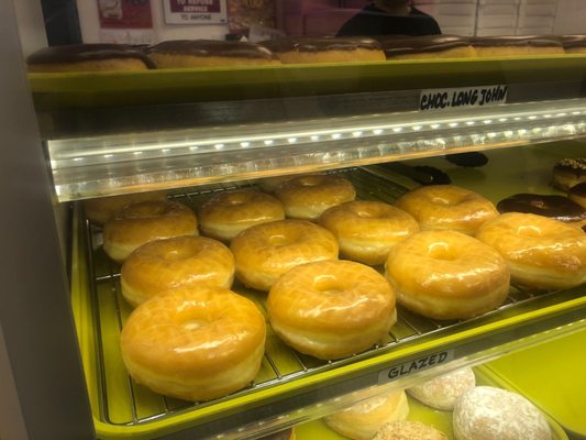 DANNY’S DONUT - 40 Photos & 64 Reviews - Donuts - 9524 W Camelback Rd ...