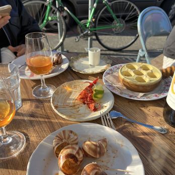 SNAIL BAR - Updated July 2024 - 667 Photos & 132 Reviews - 4935 ...