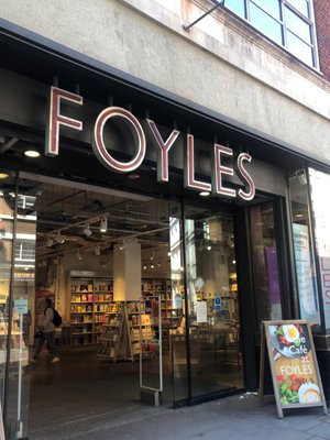FOYLES - 32 Photos & 134 Reviews - 107 Charing Cross Road, London ...