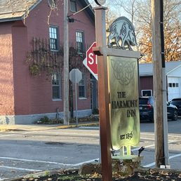 HARMONY INN - Updated July 2025 - 426 Photos & 321 Reviews - 230 Mercer ...