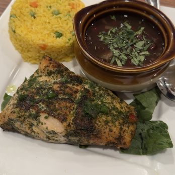 MIS RAICES RESTAURANT & BAKERY - Updated July 2025 - 194 Photos & 28 ...