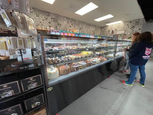 CHOCO BAKERY & CAFE - 164 Photos & 49 Reviews - 168 S Fairmont Blvd ...