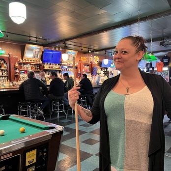 THE MIDWAY SALOON - Updated September 2025 - 12 Photos & 14 Reviews ...