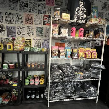 RAD COFFEE - RIVERSIDE - Updated July 2024 - 194 Photos & 90 Reviews ...