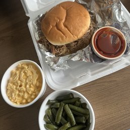 BUCKY BEE’S BBQ - Updated January 2026 - 358 Photos & 359 Reviews - 822 ...