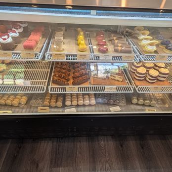 PINNAMEL SWEETS - Updated September 2025 - 32 Photos & 10 Reviews ...