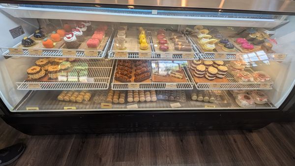 PINNAMEL SWEETS - Updated September 2025 - 13 Photos - 3110 Frankfort ...