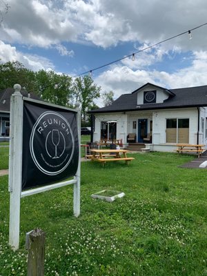 REUNION WINE BAR - Updated October 2025 - 19 Photos & 26 Reviews - 3308 ...