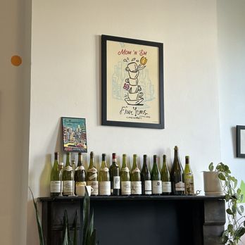 MOM ‘N ‘EM COFFEE & WINE - Updated December 2025 - 275 Photos & 148 ...