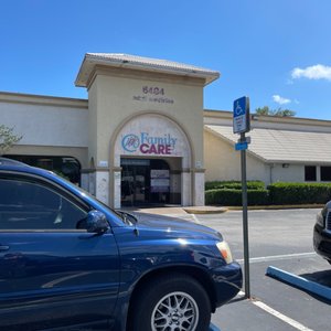 AVECINA MEDICAL - OAKLEAF - Updated February 2025 - 10 Photos & 48 ...