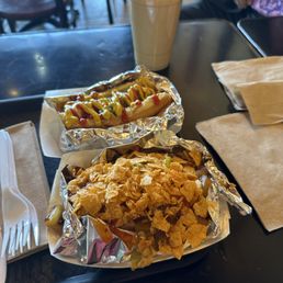 DOGOS VIP - Updated November 2024 - 95 Photos & 58 Reviews - 6125 ...