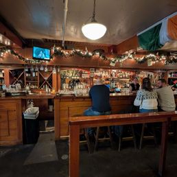 KELLS IRISH RESTAURANT & BAR - Updated January 2026 - 423 Photos & 801 ...