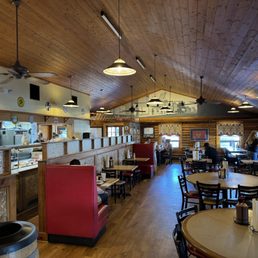 MUTTS BBQ - Updated July 2025 - 93 Photos & 183 Reviews - 101 W Rd ...