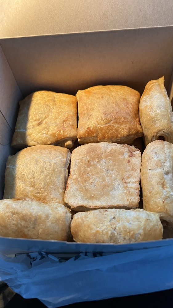 AU BON PATE BAKERY - Updated July 2025 - 15 Photos - 6 Ball St ...