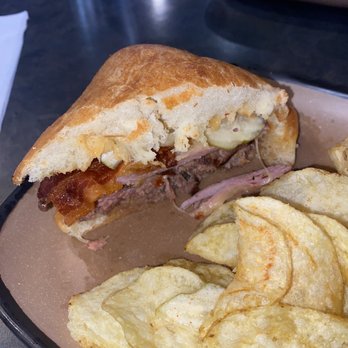 TJ CHUMPS - Updated July 2025 - 72 Photos & 110 Reviews - 7050 ...