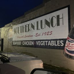 SOUTHERN LUNCH - Updated April 2025 - 119 Photos & 92 Reviews - 26 S ...