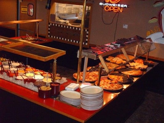 FORT BALL PIZZA PALACE - Updated November 2025 - 25 Photos & 48 Reviews ...