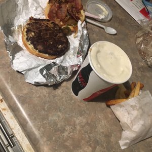 CRUISER’S DRIVE-IN - 114 Photos & 137 Reviews - 2515 SE 136th Ave ...