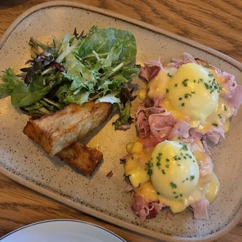 BLUEBIRD - Updated July 2025 - 218 Photos & 111 Reviews - 218 Lynx ...