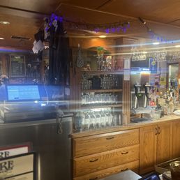 ESQUIRE LOUNGE - Updated June 2025 - 66 Photos & 174 Reviews - 106 N ...