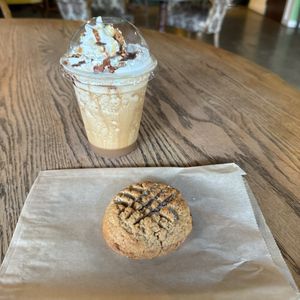 OUTTAKES CAFE - Updated December 2025 - 1901 Clinch Ave, Knoxville ...