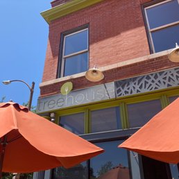 TREE HOUSE VEGETARIAN RESTAURANT - Updated December 2025 - 877 Photos ...