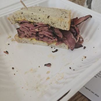 DINK’S DELI & BAGEL BAKERY - Updated December 2025 - 170 Photos & 438 ...