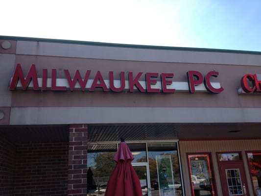 MILWAUKEE PC - Updated December 2025 - 1079 Summit Ave, Oconomowoc ...