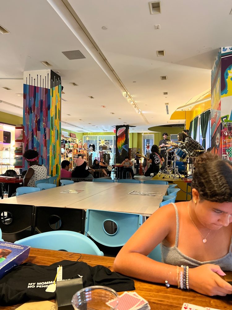 TEA & POETS - Updated May 2024 - 299 Photos & 143 Reviews - 5701 Sunset ...