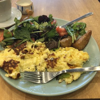 DIVAN BAKERY - Updated July 2024 - 98 Photos & 45 Reviews - 2017 Ave U ...