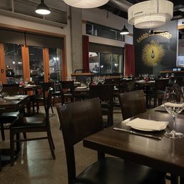AMARO BISTRO - Updated August 2024 - 677 Photos & 517 Reviews - 18333 ...
