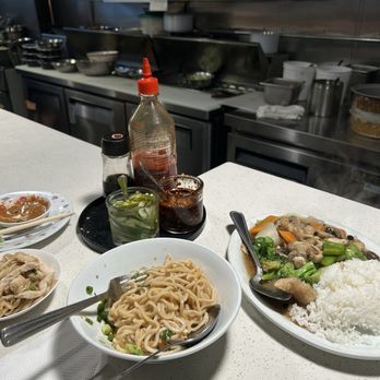 YAMO - Updated July 2025 - 1154 Photos & 2191 Reviews - 3406 18th St ...