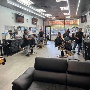 KINGSMAN BARBERSHOP - Updated October 2024 - 35 Photos & 12 Reviews ...