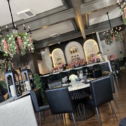 RUBYS & ROSES RESTAURANT - Updated December 2025 - 1553 Photos & 610 ...