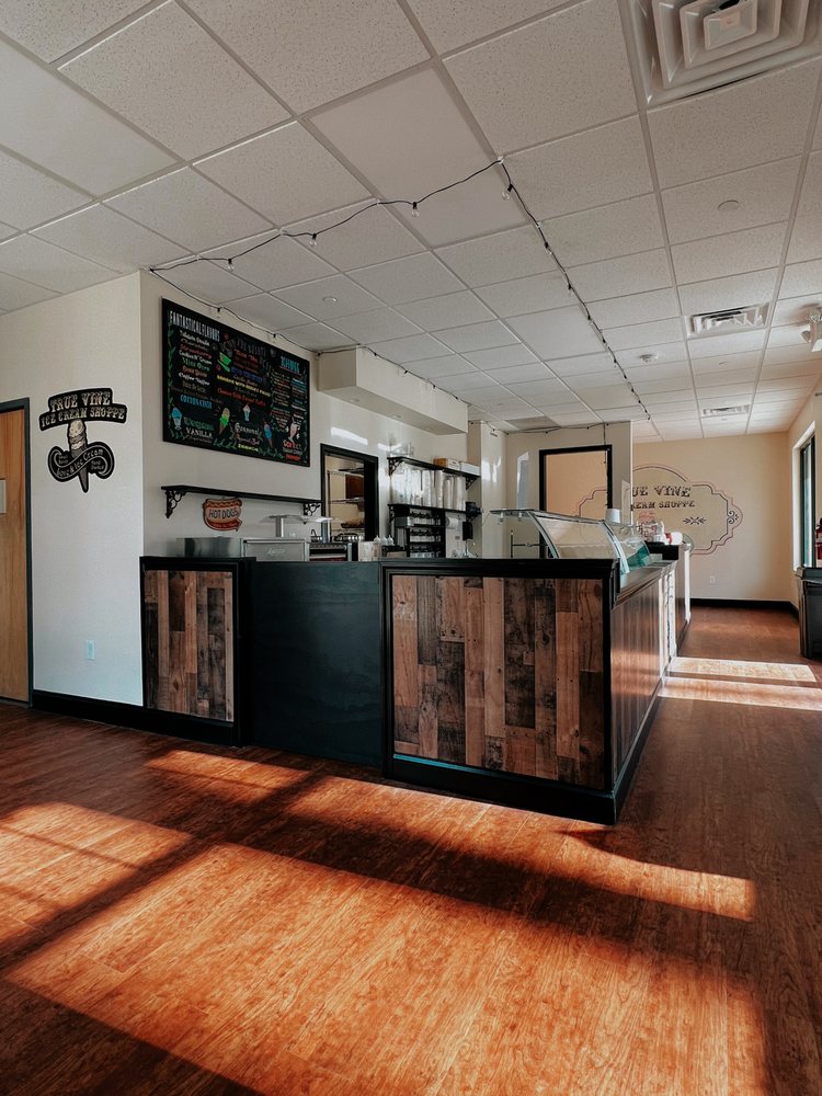 TRUE VINE ICE CREAM SHOPPE - TEMP. CLOSED - 446 River Styx Rd, Hopatcong, New Jersey - Ice Cream ...