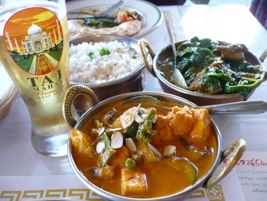 TASTE OF THE HIMALAYAS - Updated November 2025 - 622 Photos & 936 ...